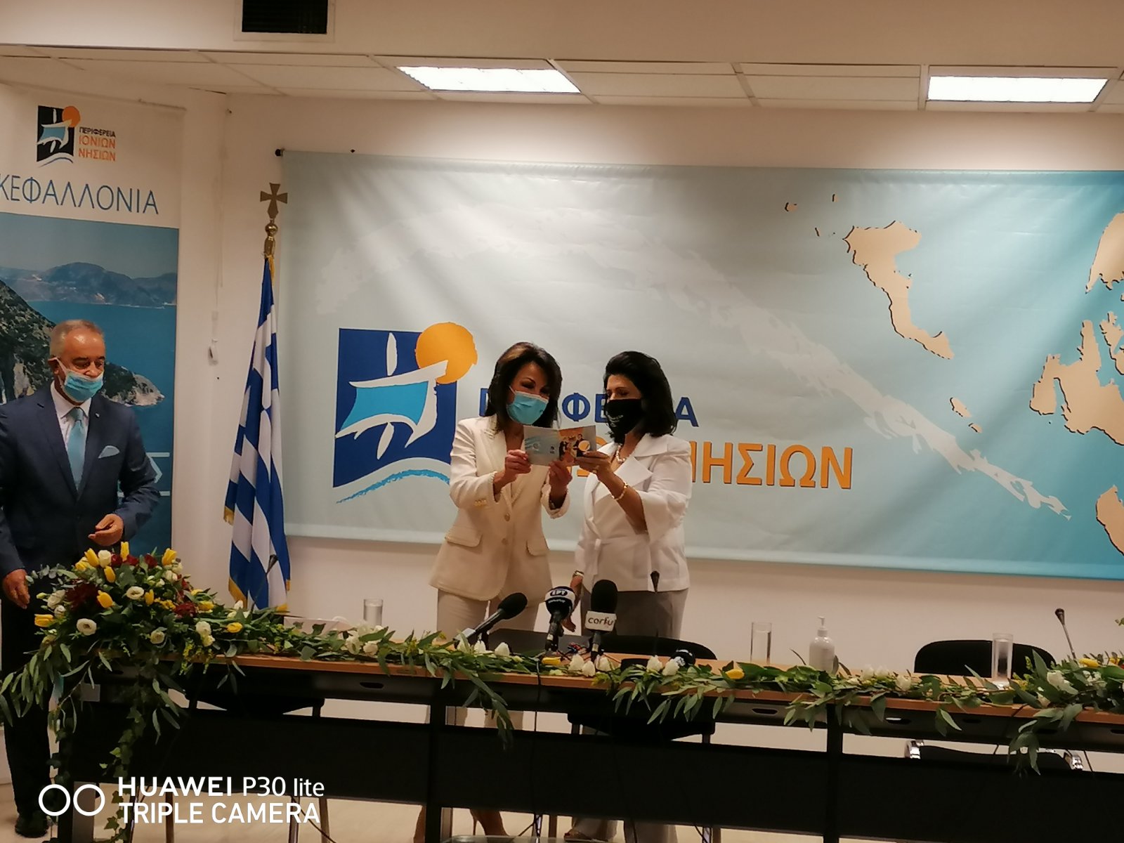 Επίσκεψη της Προέδρου της Εθνικής Επιτροπής “Ελλάδα 2021” στην ...