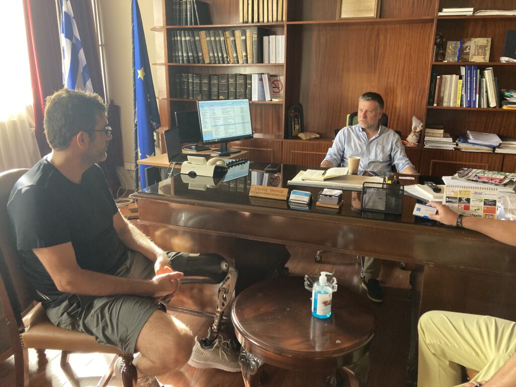 Αντιπεριφερειάρχης: συνάντηση με τον κορυφαίο Έλληνα μπασκετμπολίστα με ...