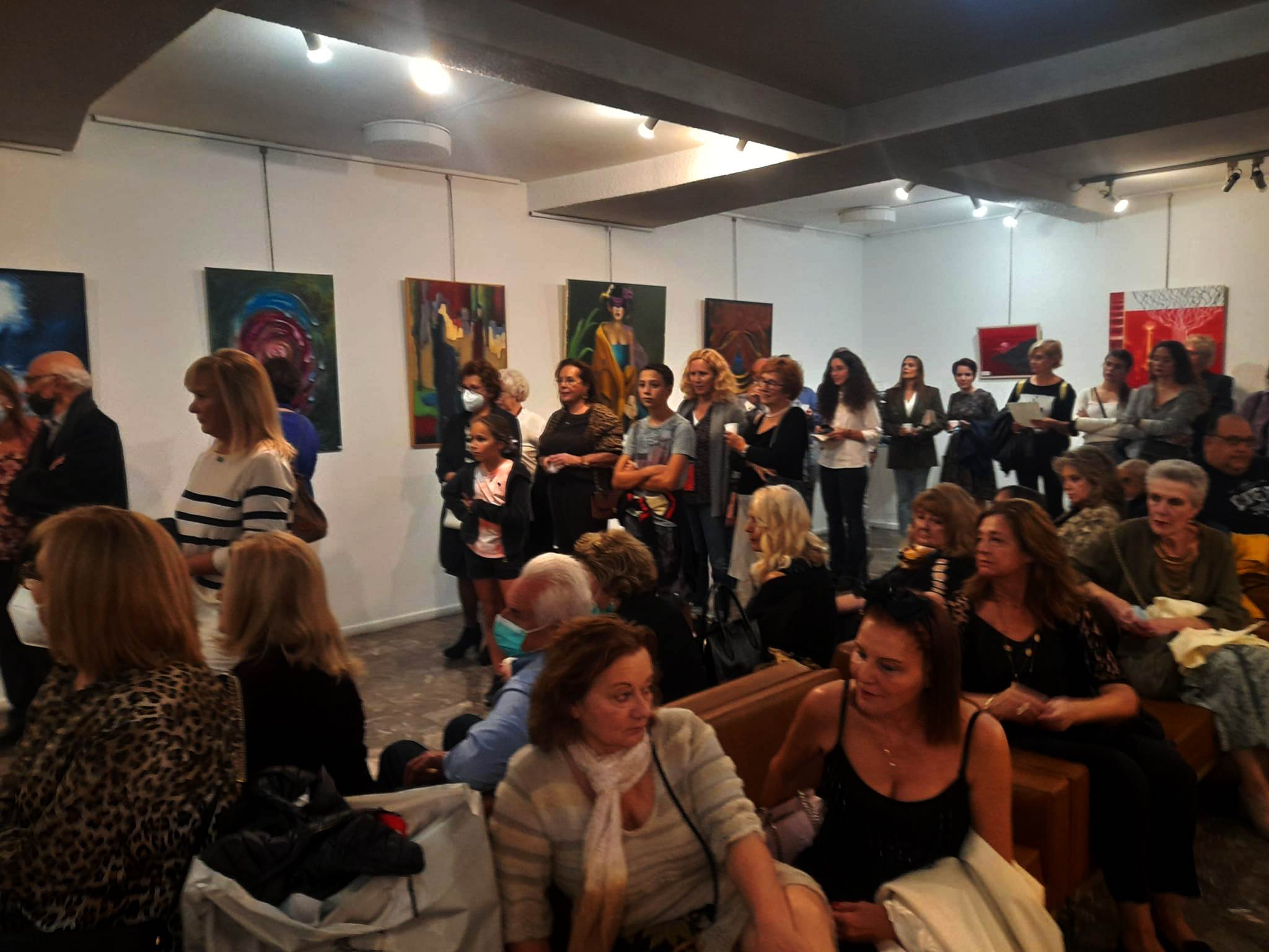 ΕΠΙΤΥΧΗΜΕΝΗ ΒΙΒΛΙΟΠΑΡΟΥΣΙΑΣΗ ΤΟΥ ΚΩΣΤΑ ΕΥΑΓΓΕΛΑΤΟΥ ΣΤΟΝ ΕΛΛΗΝΟΓΑΛΛΙΚΟ ...