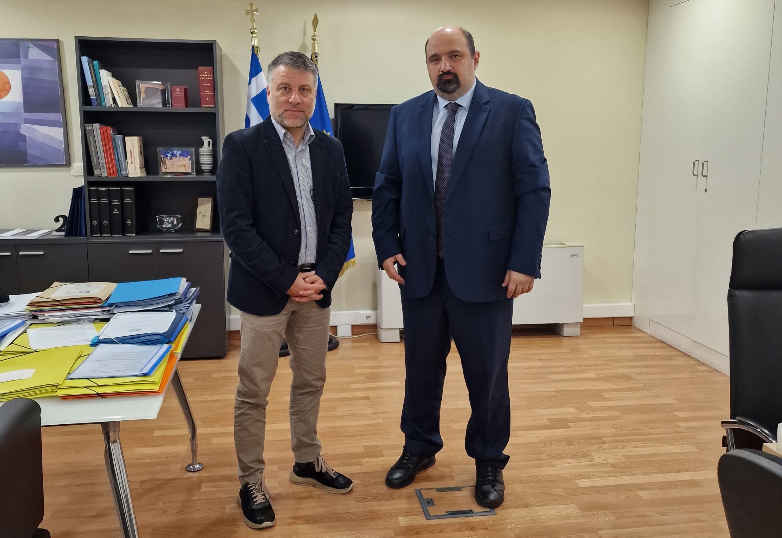 Συνάντηση Στ. Τραυλού με τον υφυπουργό Χρ. Τριαντόπουλο & τον Υπουργό ...