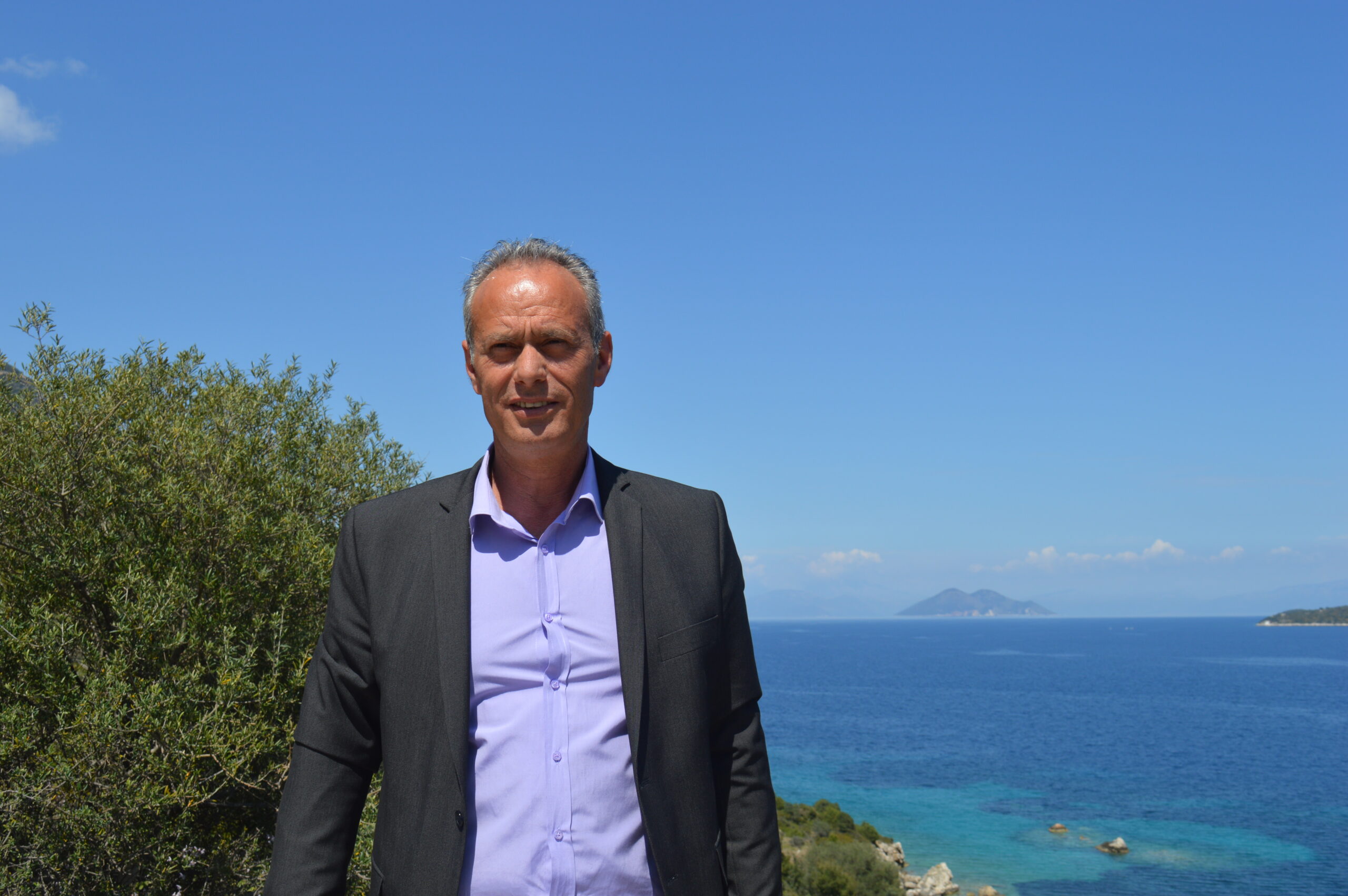 Ο Διονύσης Γασπαρινάτος ανακοίνωσε ότι θα είναι υποψήφιος Δήμαρχος ...