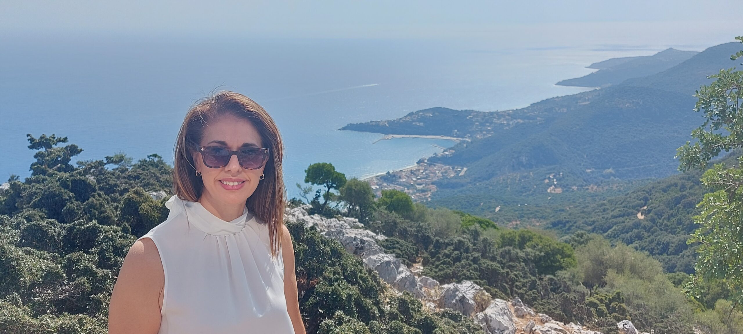 Συνέντευξη Ελένης Παπαναστασάτου | Υποψήφια Περιφερειακή Σύμβουλος με ...