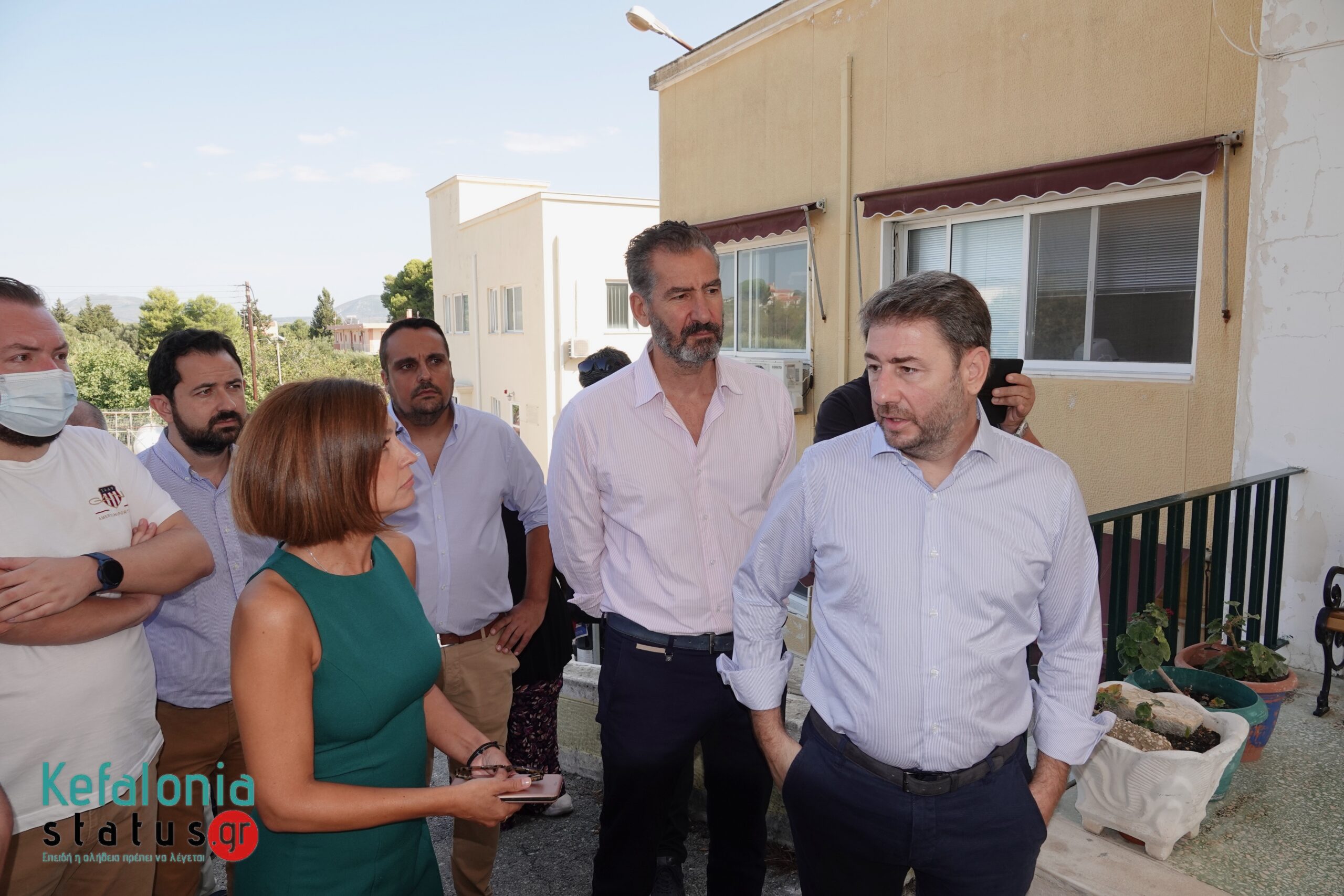 Επίσκεψη Νίκου Ανδρουλάκη στο Μαντζαβινατείο Νοσοκομείο Ληξουρίου ...