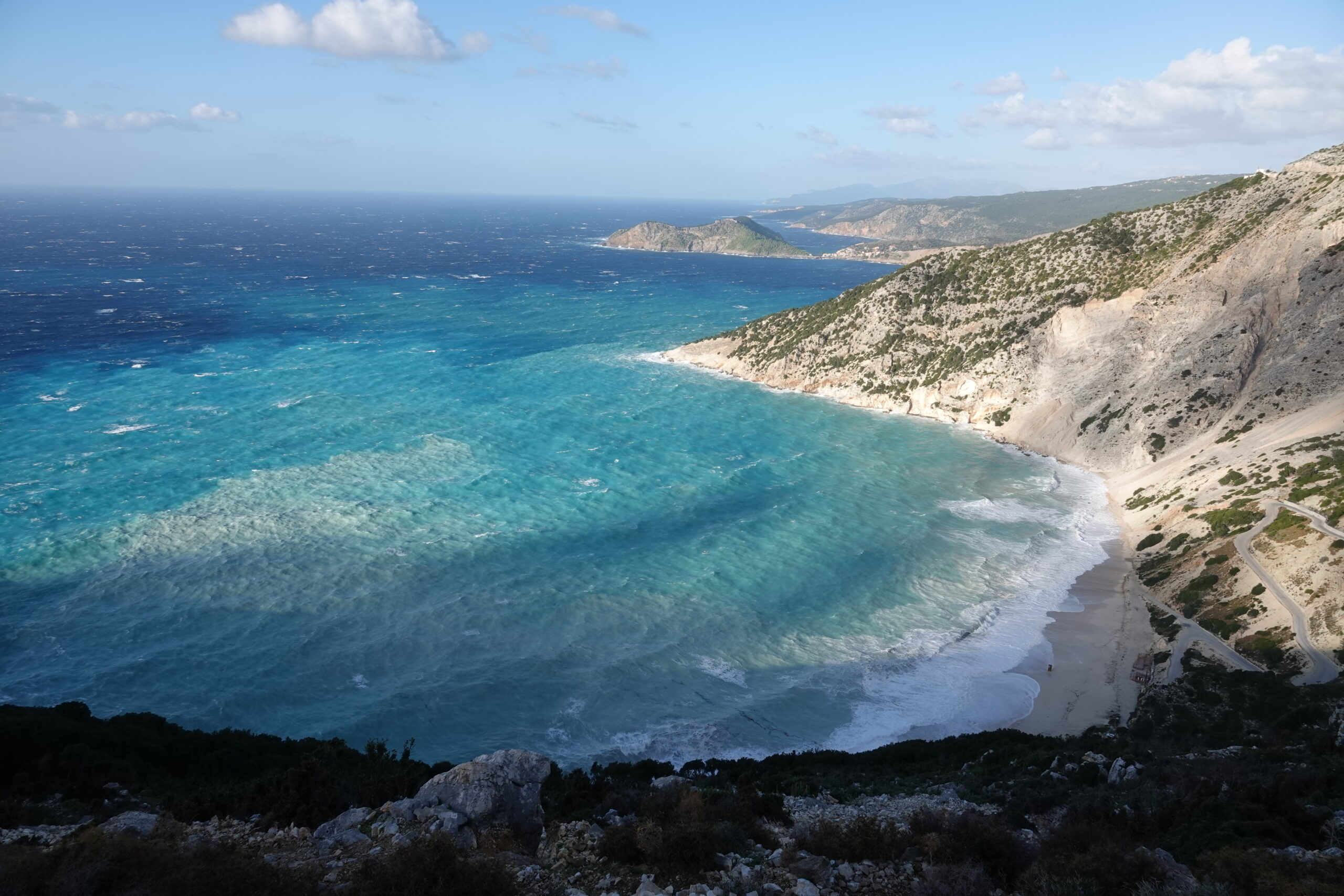 Η άγρια ομορφιά του φουρτουνιασμένου ΜΥΡΤΟΥ σε πρώτο πλάνο[pics&vid ...