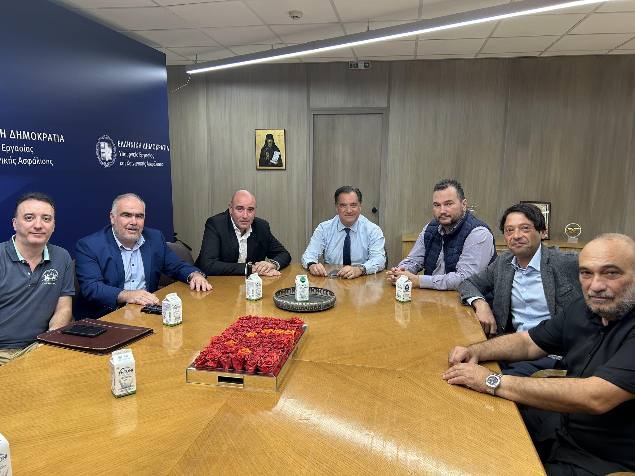 ΣΥΝΑΝΤΗΣΗ ΠΟΕΕΤ ΜΕ ΤΟΝ ΥΠΟΥΡΓΟ ΕΡΓΑΣΙΑΣ κ.ΑΔΩΝΙ ΓΕΩΡΓΙΑΔΗ - Kefalonia ...