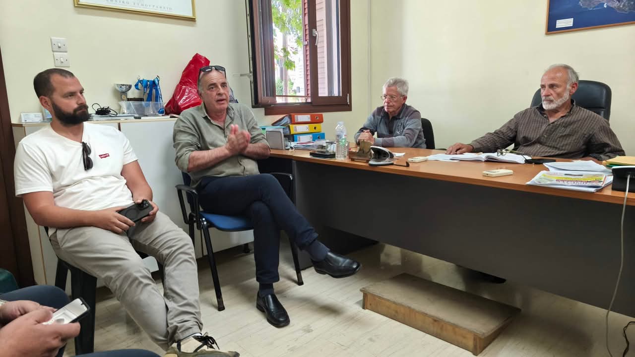 Με το δεξί ξεκίνησαν οι συσκέψεις του νέου Προέδρου της ΔΙΑΔΕΥΑΚ Αργύρη ...